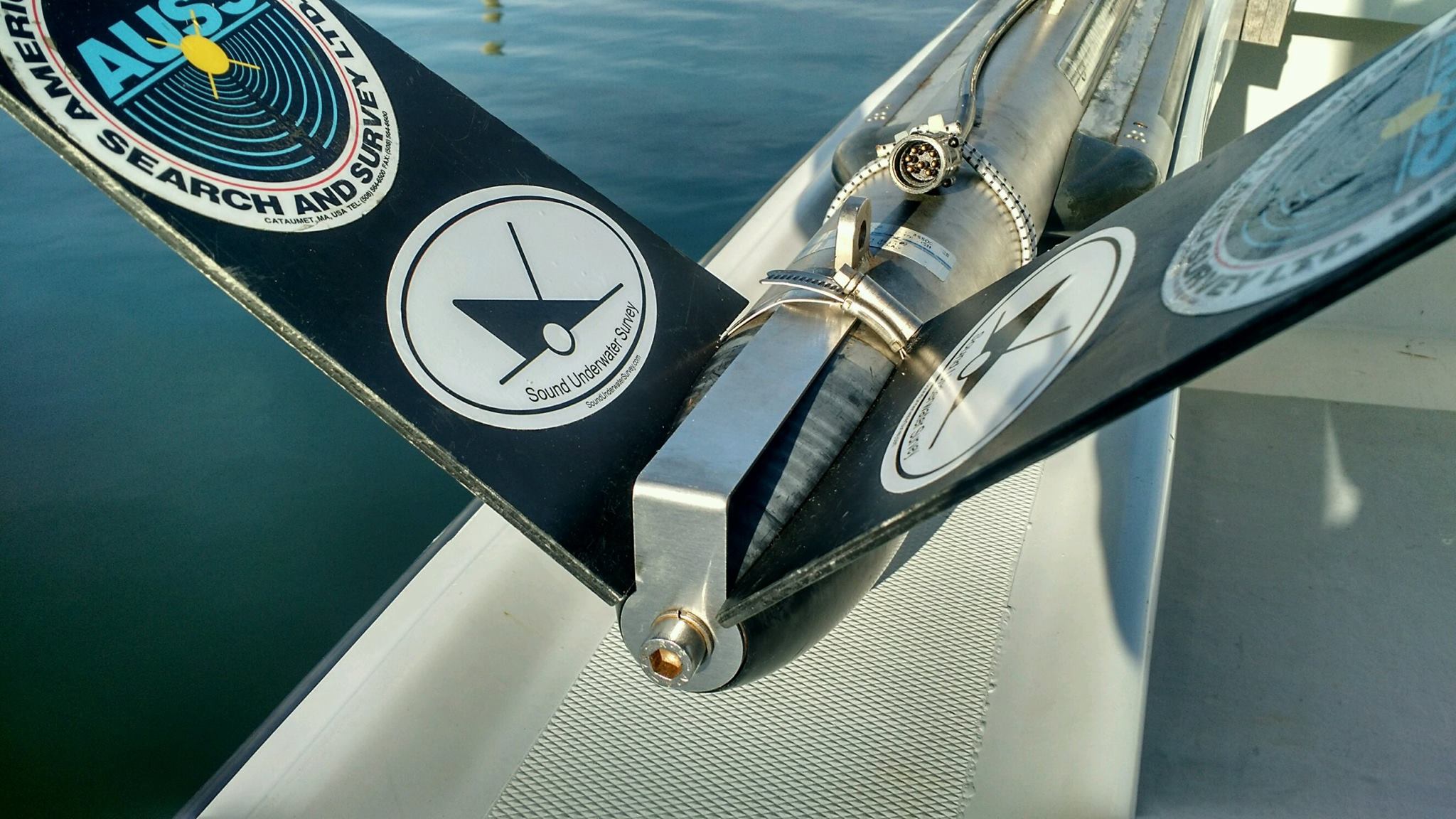 Sound Underwater Survey | Getting some work done on the new Klein 3000